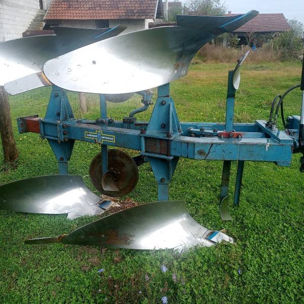 Plug dvobrazni okretač