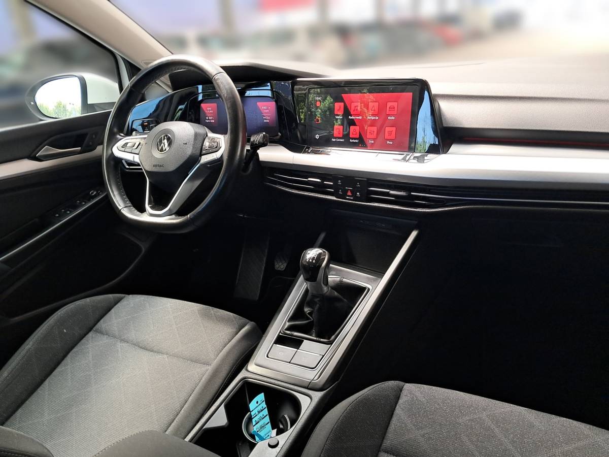 VW Golf 8 2,0 TDI LIFE